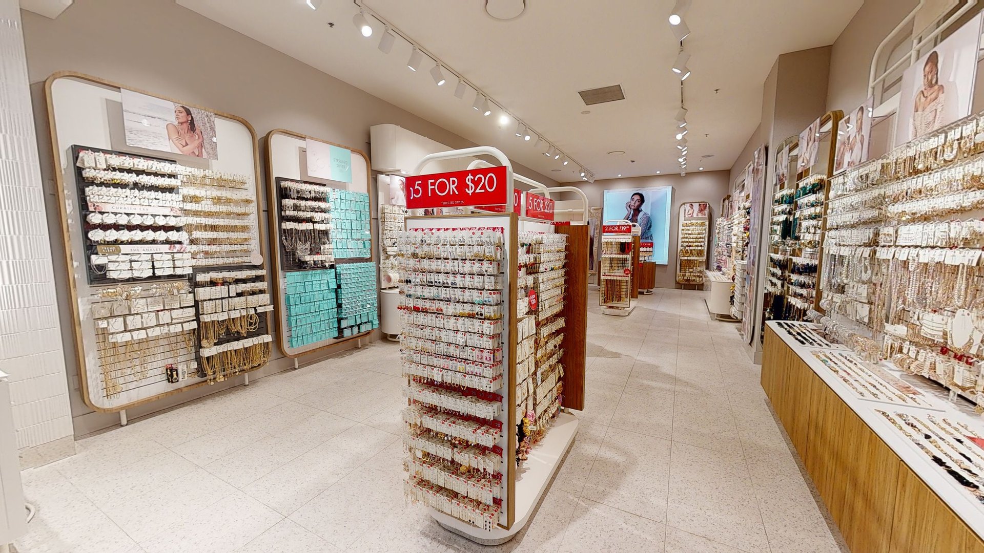 Lovisa - Virtual Store - 3D Insights - 3D Virtual Tour